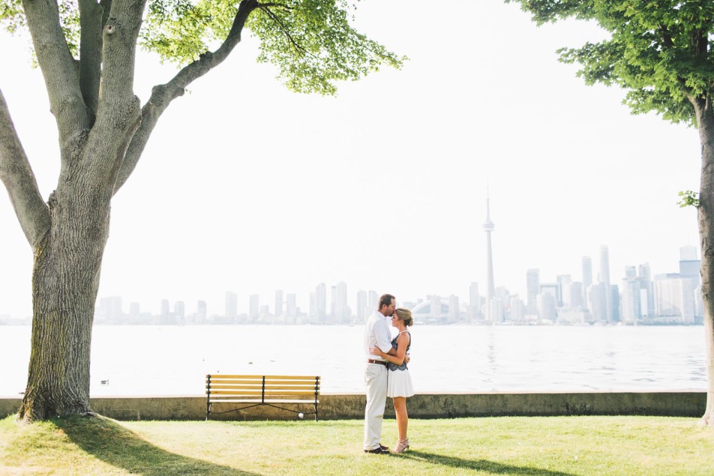 Ideas for Toronto Island Engagement Photo Shoot | Purple Tree Wedding ...