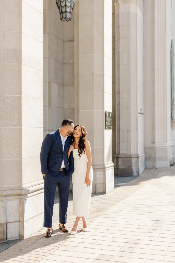 A Modern Styled Engagement Shoot in Downtown Toronto | Purple Tree ...